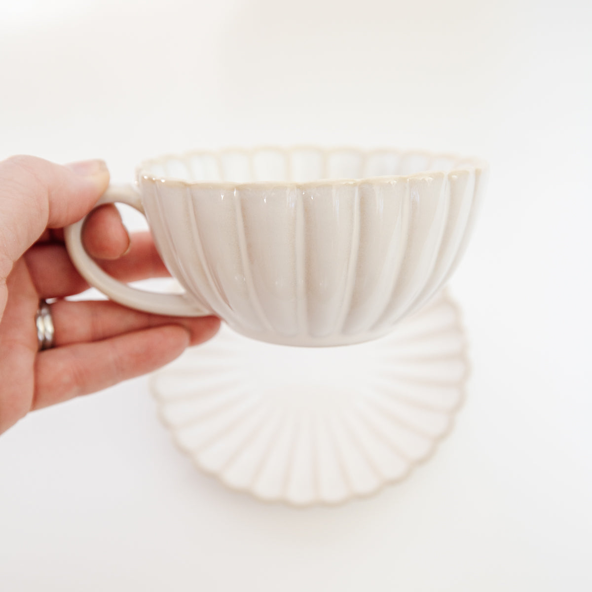 Signature Chrysanthemum Cup & Saucer Latte Mug – Cozy Prairie Linens Co.